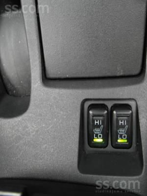 Pelēks Mitsubishi Lancer 2010 Rīga, ar dzinēja tilpumu 1.80 L un nobraukumu 185 tūkst. km par 3550 €, foto 17 vietnē AUTOMOTO.COM.LV