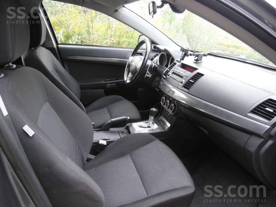 Pelēks Mitsubishi Lancer 2010 Rīga, ar dzinēja tilpumu 1.80 L un nobraukumu 185 tūkst. km par 3550 €, foto 19 vietnē AUTOMOTO.COM.LV