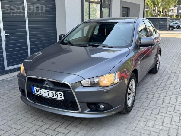 Pelēks Mitsubishi Lancer 2011 Rīga, ar dzinēja tilpumu 1.80 L un nobraukumu 284 tūkst. km par 2200 €, foto 1 vietnē AUTOMOTO.COM.LV