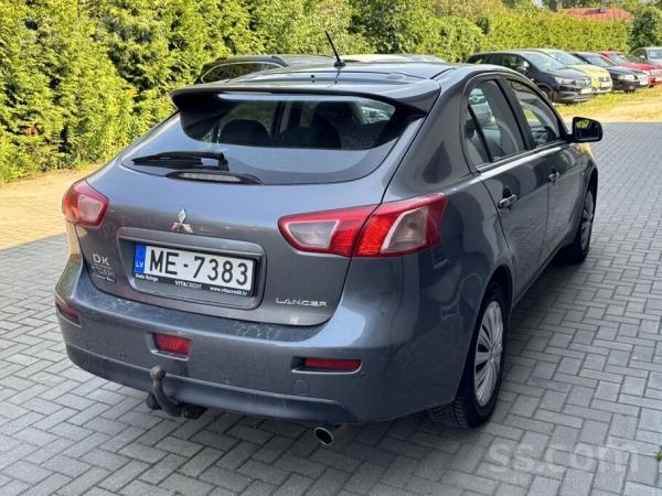 Pelēks Mitsubishi Lancer 2011 Rīga, ar dzinēja tilpumu 1.80 L un nobraukumu 284 tūkst. km par 2200 €, foto 3 vietnē AUTOMOTO.COM.LV