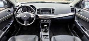 Pelēks Mitsubishi Lancer 2014 Viļņa, ar dzinēja tilpumu 1.59 L un nobraukumu 128 tūkst. km par 4950 €, foto 16 vietnē AUTOMOTO.COM.LV