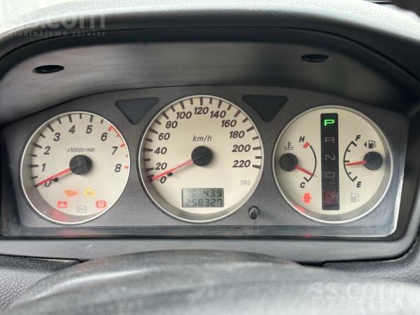 Pelēks Mitsubishi Lancer 2005 Rēzekne, ar dzinēja tilpumu 1.60 L un nobraukumu 258 tūkst. km par 800 €, foto 7 vietnē AUTOMOTO.COM.LV