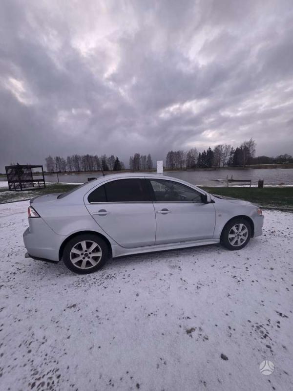 Grey Mitsubishi Lancer 2007 in Jonava, with an engine capacity of 1.97 L and mileage of 363 thousand km for 2800 €, photo 2 on AUTOMOTO.COM.LV