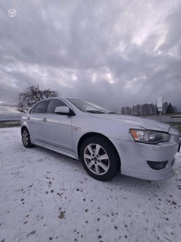 Grey Mitsubishi Lancer 2007 in Jonava, with an engine capacity of 1.97 L and mileage of 363 thousand km for 2800 €, photo 5 on AUTOMOTO.COM.LV