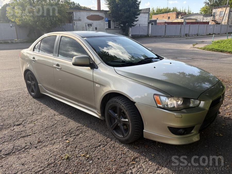 Pelēks Mitsubishi Lancer 2007 Rīga, ar dzinēja tilpumu 2.00 L un nobraukumu 275 tūkst. km par 1280 €, foto 4 vietnē AUTOMOTO.COM.LV