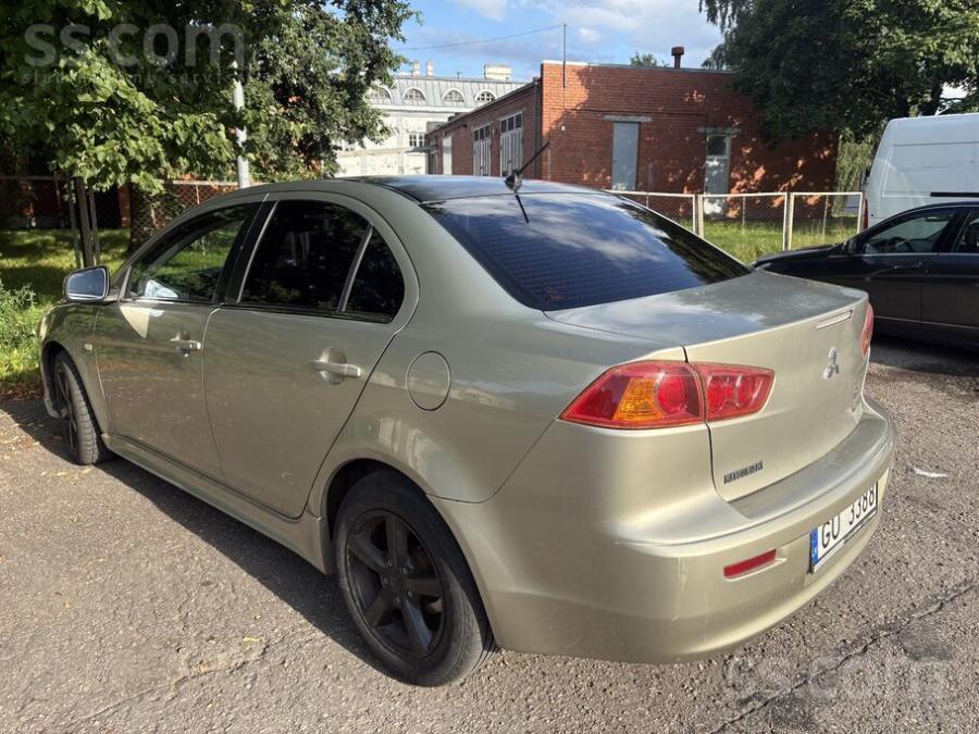 Pelēks Mitsubishi Lancer 2007 Rīga, ar dzinēja tilpumu 2.00 L un nobraukumu 275 tūkst. km par 1280 €, foto 7 vietnē AUTOMOTO.COM.LV