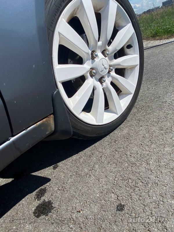 Pelēks Mitsubishi Lancer 2007 Tallina, ar dzinēja tilpumu 1.50 L un nobraukumu 215 tūkst. km par 1489 €, foto 10 vietnē AUTOMOTO.COM.LV