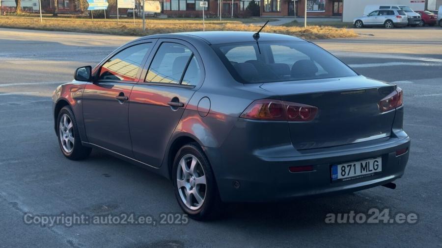 Pelēks Mitsubishi Lancer 2008 Tallina, ar dzinēja tilpumu 1.50 L un nobraukumu 300 tūkst. km par 2200 €, foto 4 vietnē AUTOMOTO.COM.LV