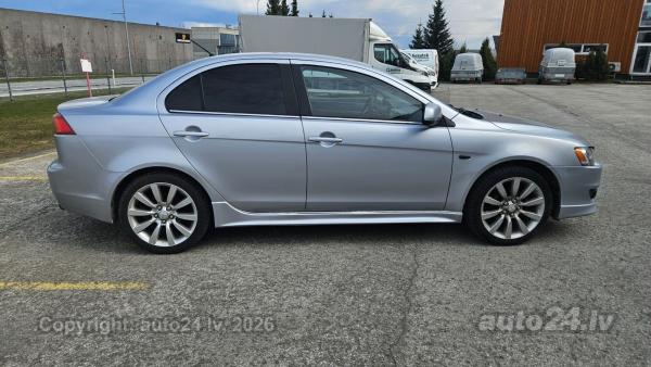 Grey Mitsubishi Lancer 2008 in Tallinn, with an engine capacity of 2.00 L and mileage of 0 thousand km for 2200 €, photo 5 on AUTOMOTO.COM.LV