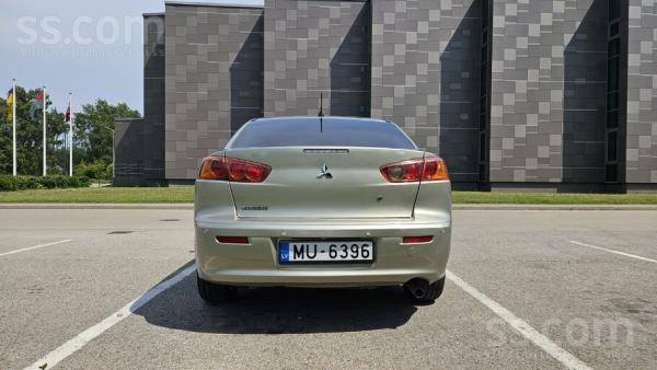Grey Mitsubishi Lancer 2008 in Riga, with an engine capacity of 1.80 L and mileage of 240 thousand km for 2300 €, photo 5 on AUTOMOTO.COM.LV
