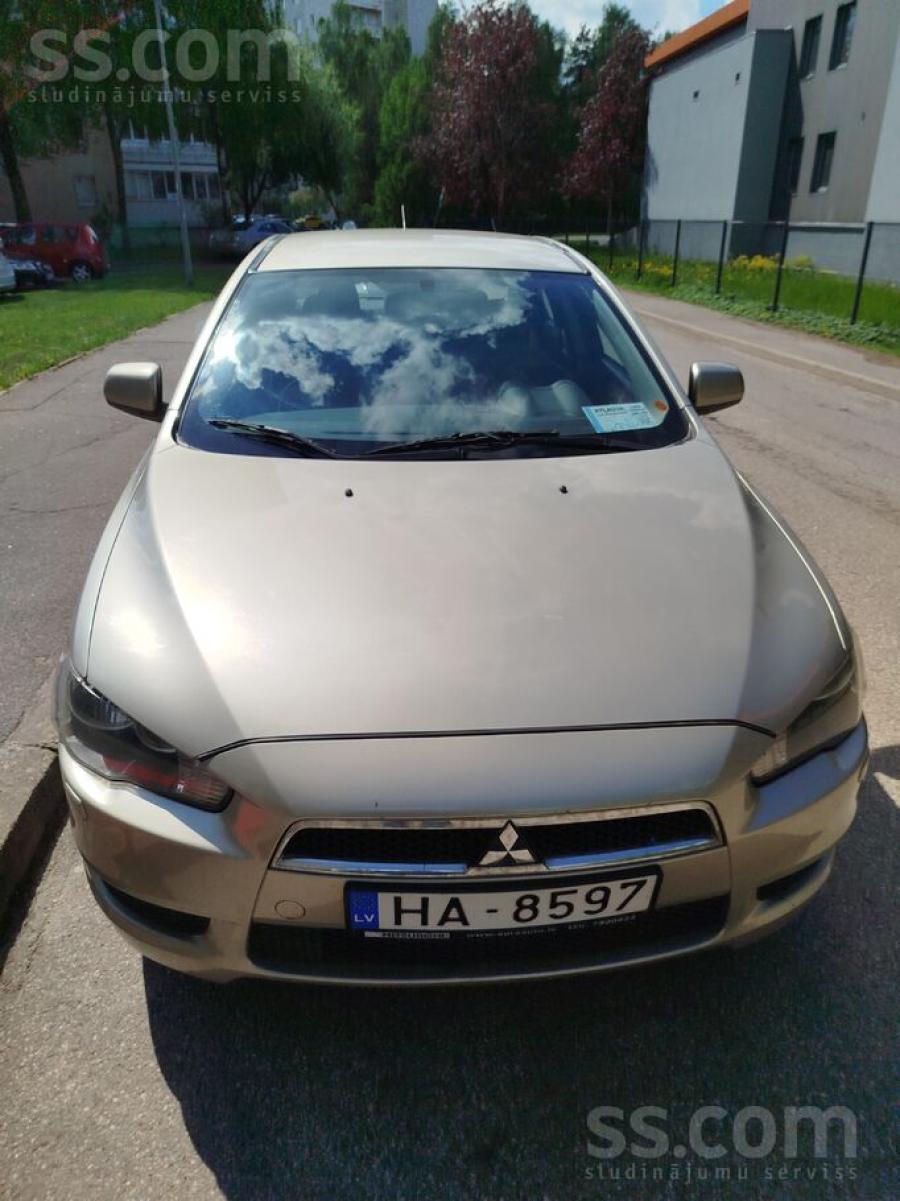 Pelēks Mitsubishi Lancer 2008 Rīga, ar dzinēja tilpumu 1.80 L un nobraukumu 118 tūkst. km par 2500 €, foto 5 vietnē AUTOMOTO.COM.LV