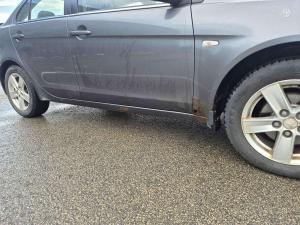 Grey Mitsubishi Lancer 2008 in Pakruojis, with an engine capacity of 1.97 L and mileage of 235 thousand km for 1850 €, photo 8 on AUTOMOTO.COM.LV