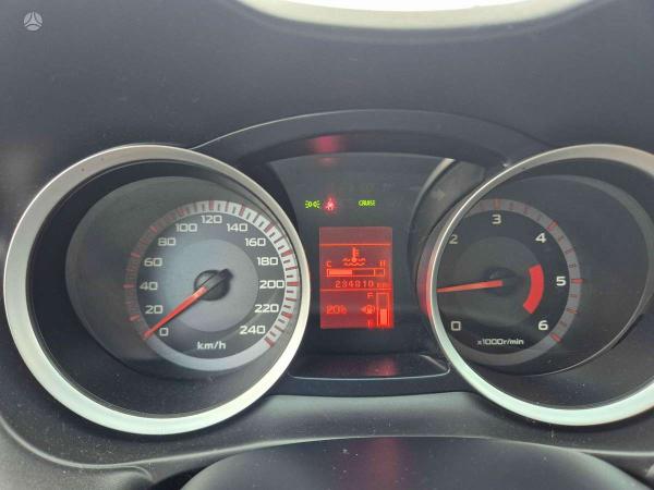 Pelēks Mitsubishi Lancer 2008 Pakruojis, ar dzinēja tilpumu 1.97 L un nobraukumu 235 tūkst. km par 1850 €, foto 10 vietnē AUTOMOTO.COM.LV