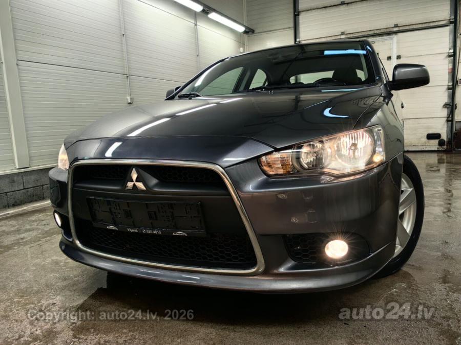Pelēks Mitsubishi Lancer 2009 Viljandi, ar dzinēja tilpumu 1.80 L un nobraukumu 168 tūkst. km par 3990 €, foto 2 vietnē AUTOMOTO.COM.LV