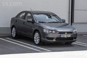 Pelēks Mitsubishi Lancer 2009 Rīga, ar dzinēja tilpumu 1.80 L un nobraukumu 103 tūkst. km par 3990 €, foto 4 vietnē AUTOMOTO.COM.LV