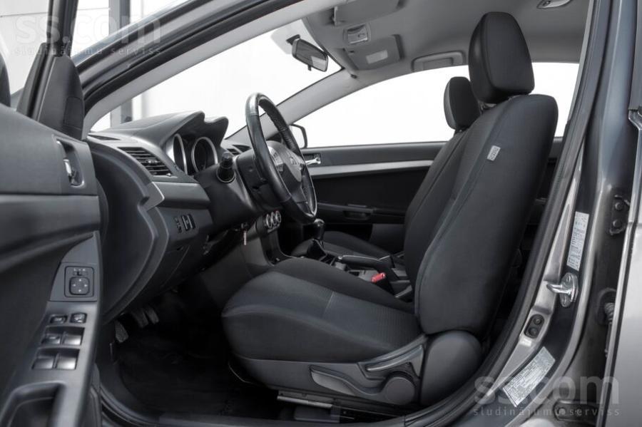 Pelēks Mitsubishi Lancer 2009 Rīga, ar dzinēja tilpumu 1.80 L un nobraukumu 103 tūkst. km par 3990 €, foto 9 vietnē AUTOMOTO.COM.LV