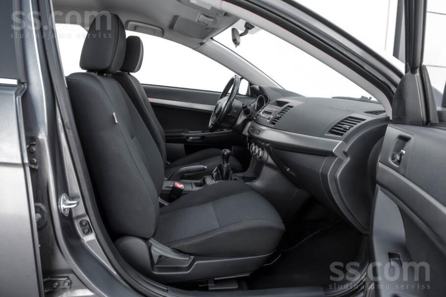 Pelēks Mitsubishi Lancer 2009 Rīga, ar dzinēja tilpumu 1.80 L un nobraukumu 103 tūkst. km par 3990 €, foto 10 vietnē AUTOMOTO.COM.LV