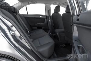 Pelēks Mitsubishi Lancer 2009 Rīga, ar dzinēja tilpumu 1.80 L un nobraukumu 103 tūkst. km par 3990 €, foto 14 vietnē AUTOMOTO.COM.LV