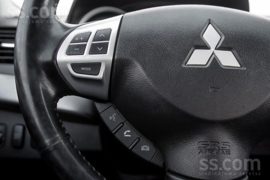 Pelēks Mitsubishi Lancer 2009 Rīga, ar dzinēja tilpumu 1.80 L un nobraukumu 103 tūkst. km par 3990 €, foto 17 vietnē AUTOMOTO.COM.LV