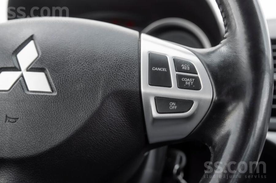 Pelēks Mitsubishi Lancer 2009 Rīga, ar dzinēja tilpumu 1.80 L un nobraukumu 103 tūkst. km par 3990 €, foto 19 vietnē AUTOMOTO.COM.LV