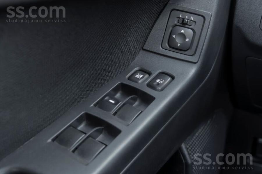 Pelēks Mitsubishi Lancer 2009 Rīga, ar dzinēja tilpumu 1.80 L un nobraukumu 103 tūkst. km par 3990 €, foto 25 vietnē AUTOMOTO.COM.LV