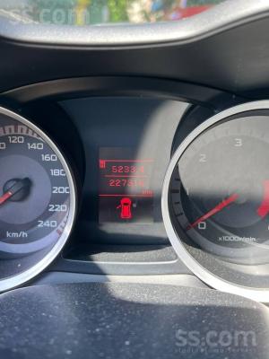 Pelēks Mitsubishi Lancer 2010 Rīga, ar dzinēja tilpumu 2.00 L un nobraukumu 227 tūkst. km par 3499 €, foto 12 vietnē AUTOMOTO.COM.LV