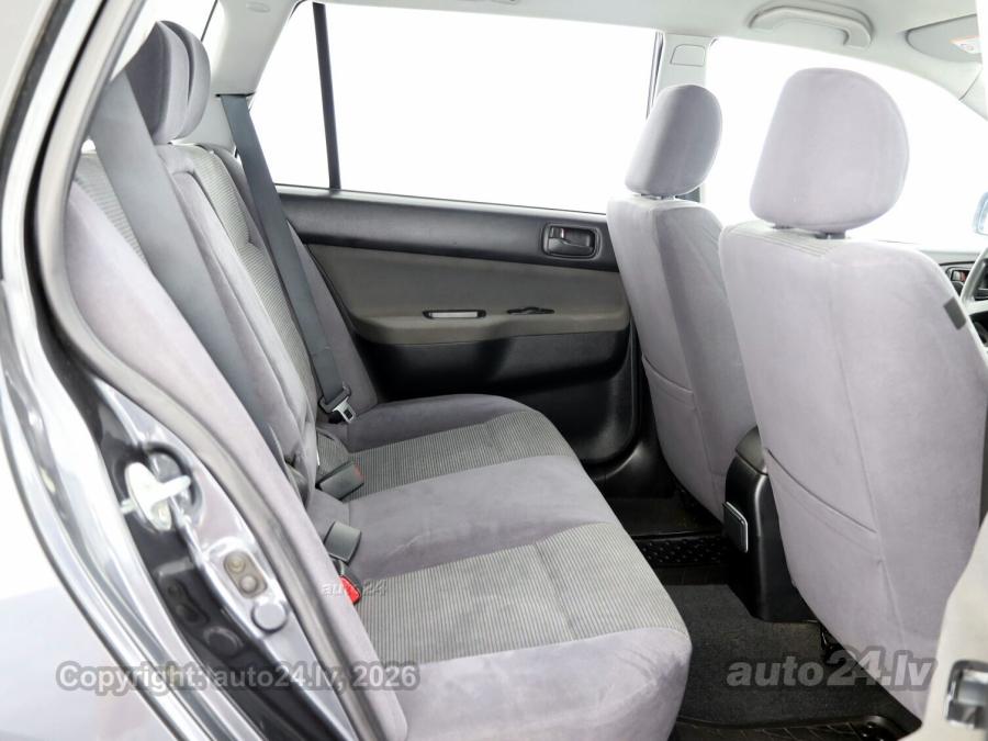 Grey Mitsubishi Lancer 2003 in Tallinn, with an engine capacity of 1.60 L and mileage of 163 thousand km for 1499 €, photo 8 on AUTOMOTO.COM.LV