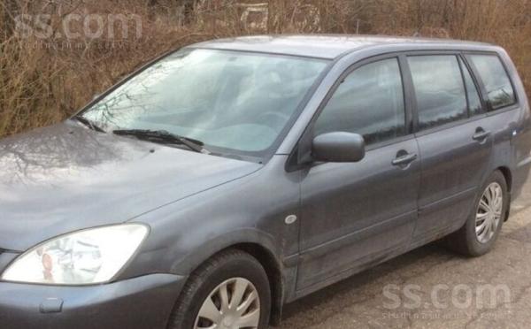 Pelēks Mitsubishi Lancer 2006 Rīga, ar dzinēja tilpumu 1.60 L un nobraukumu 225 tūkst. km par 1000 €, foto 6 vietnē AUTOMOTO.COM.LV
