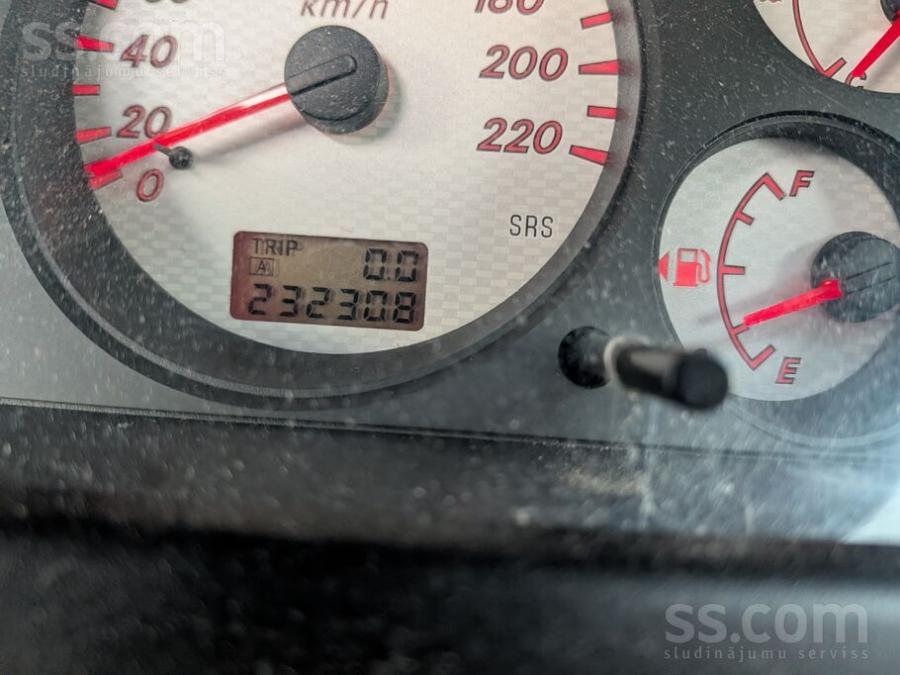 Grey Mitsubishi Lancer 2007 in Riga, with an engine capacity of 1.60 L and mileage of 232 thousand km for 500 €, photo 6 on AUTOMOTO.COM.LV