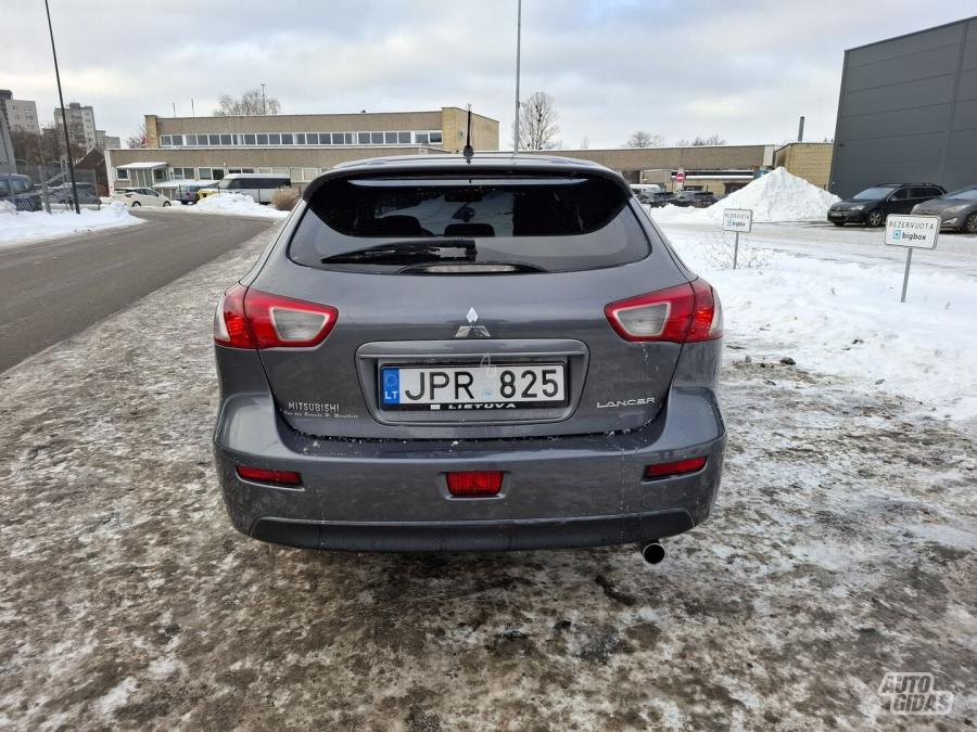 Mitsubishi Lancer 2009 in Ariogala, with an engine capacity of 2.00 L and mileage of 347 thousand km for 1850 €, photo 4 on AUTOMOTO.COM.LV