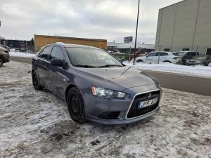 Mitsubishi Lancer 2009 in Ariogala, with an engine capacity of 2.00 L and mileage of 347 thousand km for 1850 €, photo 6 on AUTOMOTO.COM.LV