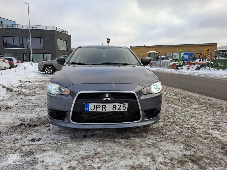Mitsubishi Lancer 2009 in Ariogala, with an engine capacity of 2.00 L and mileage of 347 thousand km for 1850 €, photo 7 on AUTOMOTO.COM.LV