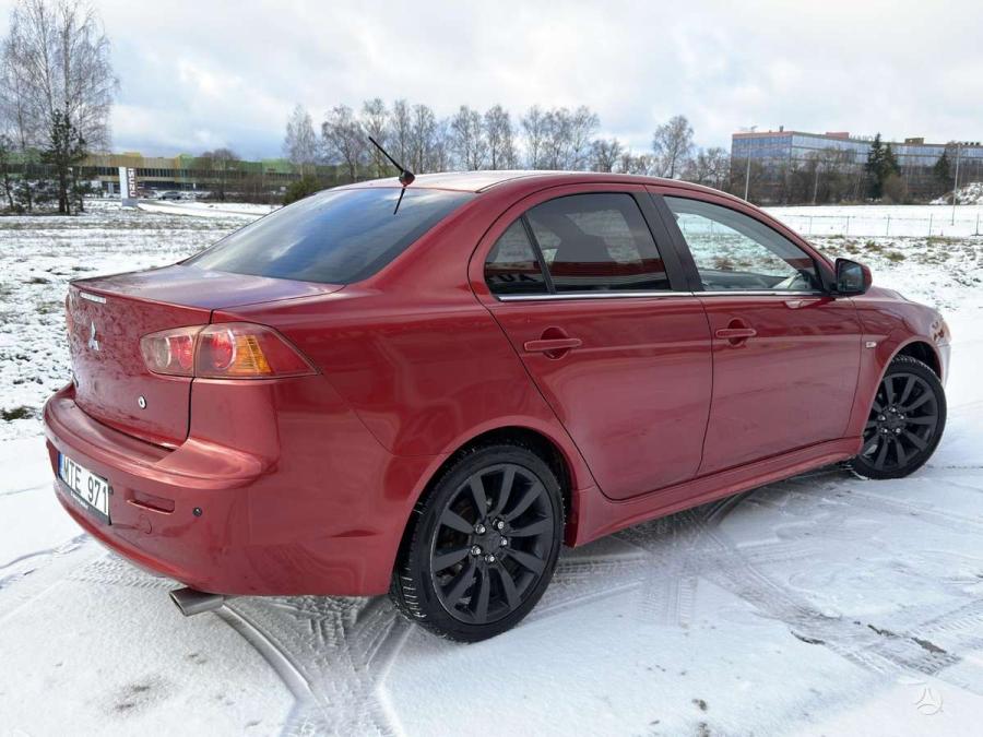 Sarkans Mitsubishi Lancer 2008 Viļņa, ar dzinēja tilpumu 1.80 L un nobraukumu 257 tūkst. km par 2650 €, foto 8 vietnē AUTOMOTO.COM.LV