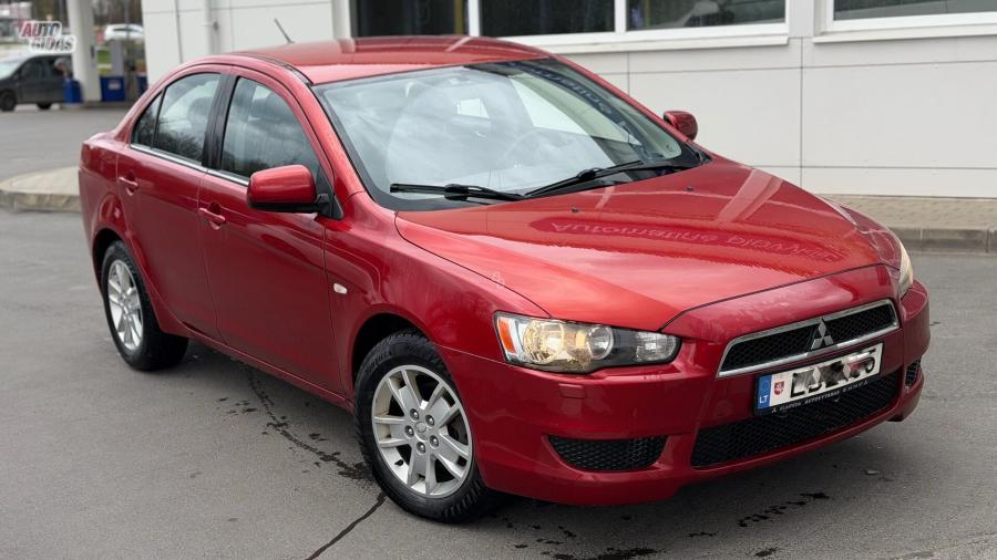 Sarkans Mitsubishi Lancer 2008 Viļņa, ar dzinēja tilpumu 1.80 L un nobraukumu 257 tūkst. km par 1950 €, foto 1 vietnē AUTOMOTO.COM.LV