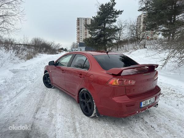 Sarkans Mitsubishi Lancer 2008 Tallina, ar dzinēja tilpumu 1.80 L un nobraukumu 333 tūkst. km par 3400 €, foto 2 vietnē AUTOMOTO.COM.LV