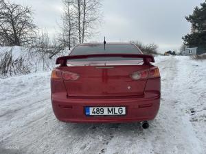 Red Mitsubishi Lancer 2008 in Tallinn, with an engine capacity of 1.80 L and mileage of 333 thousand km for 3400 €, photo 12 on AUTOMOTO.COM.LV