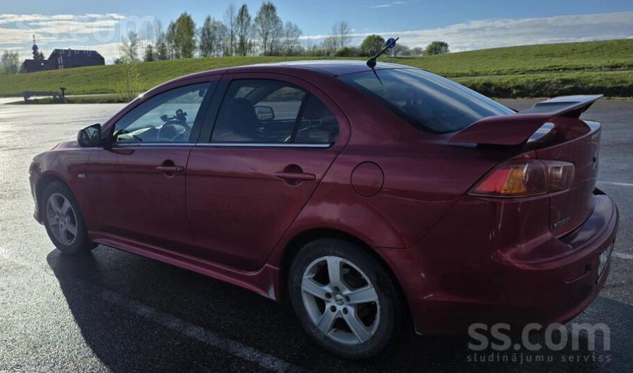 Red Mitsubishi Lancer 2008 in Valmiera, with an engine capacity of 2.00 L and mileage of 0 thousand km for 2500 €, photo 6 on AUTOMOTO.COM.LV