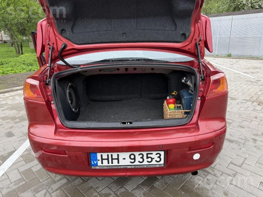 Sarkans Mitsubishi Lancer 2009 Rīga, ar dzinēja tilpumu 1.80 L un nobraukumu 242 tūkst. km par 2800 €, foto 10 vietnē AUTOMOTO.COM.LV