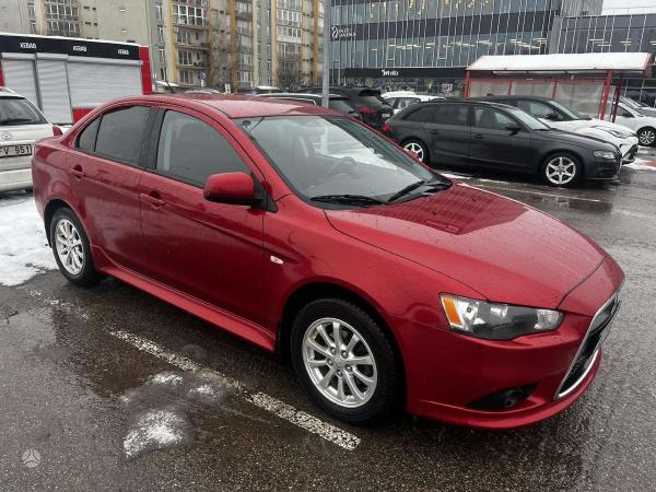Sarkans Mitsubishi Lancer 2014 Viļņa, ar dzinēja tilpumu 1.59 L un nobraukumu 147 tūkst. km par 3800 €, foto 2 vietnē AUTOMOTO.COM.LV