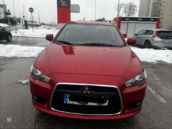Sarkans Mitsubishi Lancer 2014 Viļņa, ar dzinēja tilpumu 1.59 L un nobraukumu 147 tūkst. km par 3800 €, foto 3 vietnē AUTOMOTO.COM.LV
