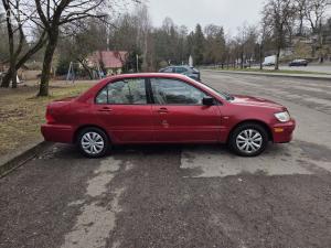 Mitsubishi Lancer 2002 Viļņa, ar dzinēja tilpumu 2.00 L un nobraukumu 120 tūkst. km par 680 €, foto 3 vietnē AUTOMOTO.COM.LV