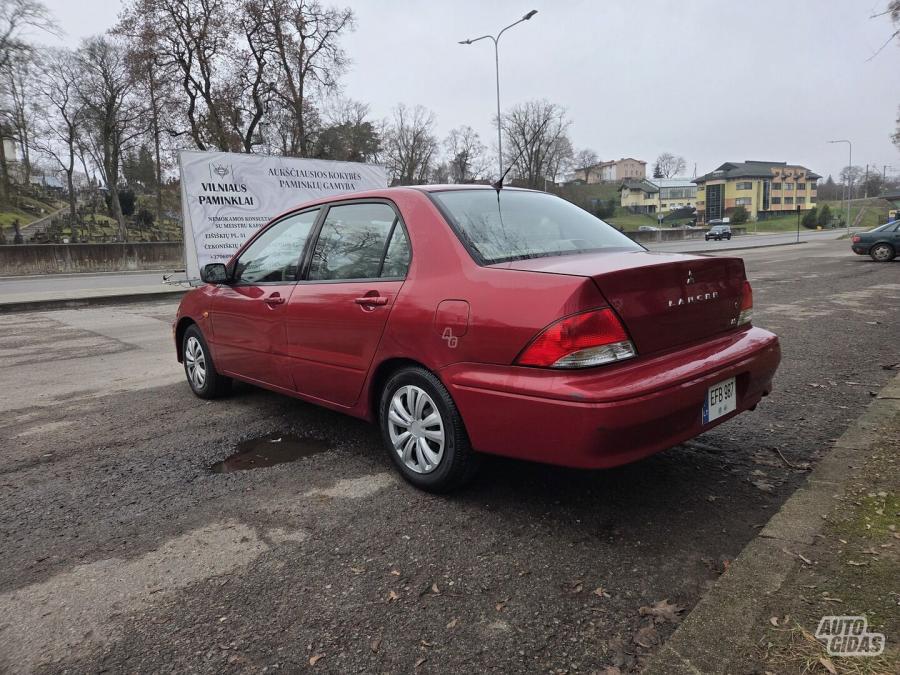 Mitsubishi Lancer 2002 Viļņa, ar dzinēja tilpumu 2.00 L un nobraukumu 120 tūkst. km par 680 €, foto 5 vietnē AUTOMOTO.COM.LV