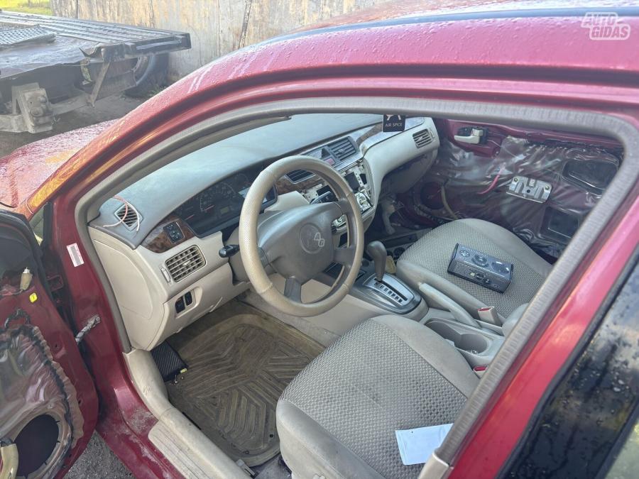 Mitsubishi Lancer 2003 Šauļi, ar dzinēja tilpumu 2.00 L un nobraukumu 250 tūkst. km par 380 €, foto 7 vietnē AUTOMOTO.COM.LV
