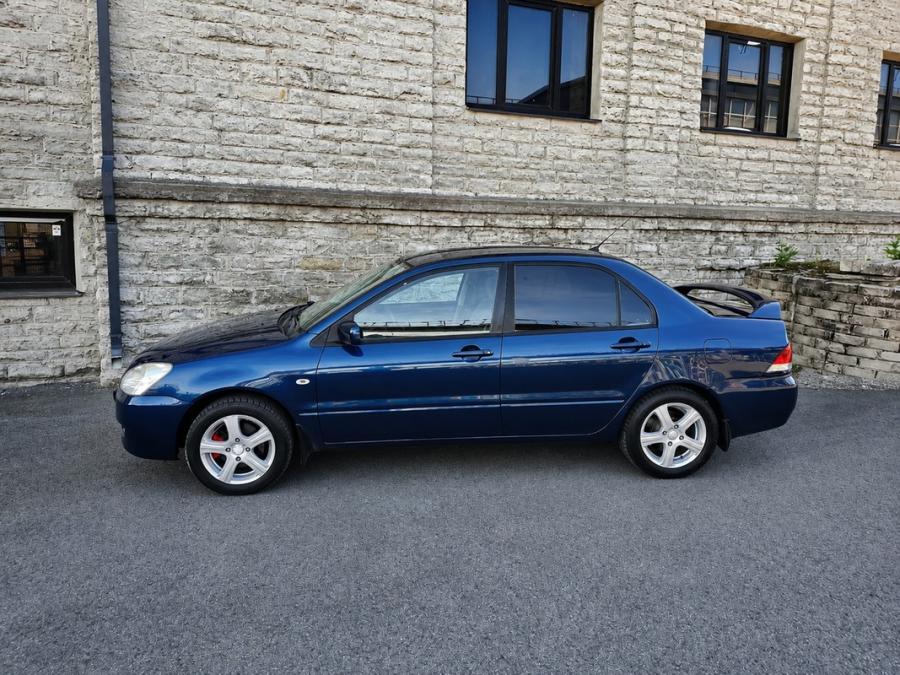 Mitsubishi Lancer 2004 Tallina, ar dzinēja tilpumu 1.60 L un nobraukumu 271 tūkst. km par 2300 €, foto 13 vietnē AUTOMOTO.COM.LV