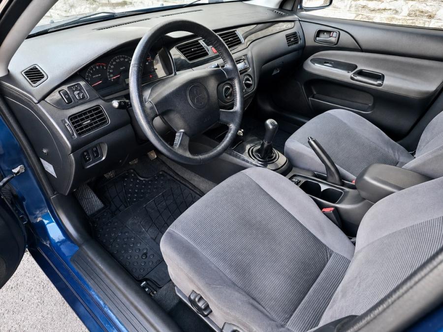 Mitsubishi Lancer 2004 Tallina, ar dzinēja tilpumu 1.60 L un nobraukumu 271 tūkst. km par 2300 €, foto 14 vietnē AUTOMOTO.COM.LV