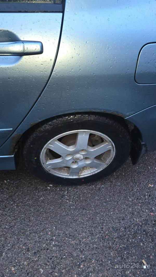 Mitsubishi Lancer 2005 Tallina, ar dzinēja tilpumu 1.60 L un nobraukumu 218 tūkst. km par 800 €, foto 6 vietnē AUTOMOTO.COM.LV