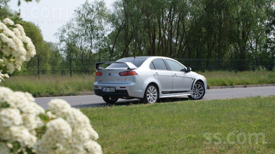 Mitsubishi Lancer 2007 Rīga, ar dzinēja tilpumu 2.00 L un nobraukumu 230 tūkst. km par 500 €, foto 3 vietnē AUTOMOTO.COM.LV