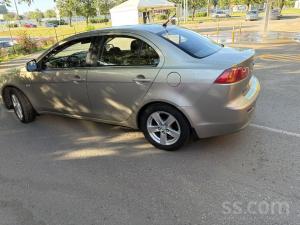 Mitsubishi Lancer 2007 in Riga, with an engine capacity of 1.50 L and mileage of 253 thousand km for 2800 €, photo 4 on AUTOMOTO.COM.LV