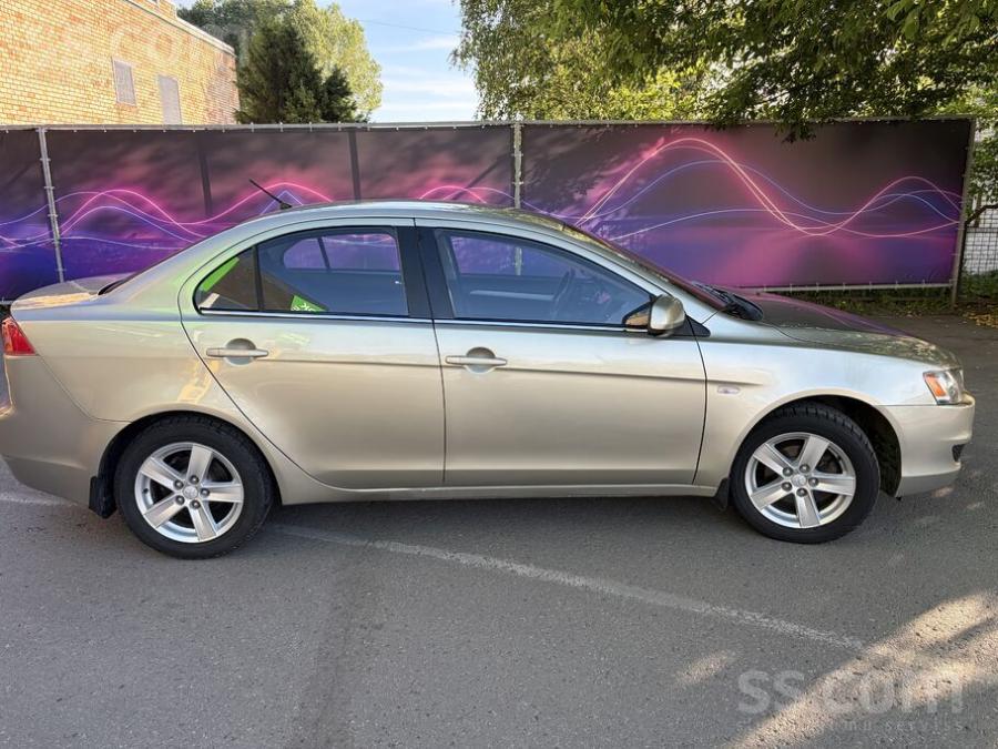 Mitsubishi Lancer 2007 in Riga, with an engine capacity of 1.50 L and mileage of 253 thousand km for 2800 €, photo 7 on AUTOMOTO.COM.LV