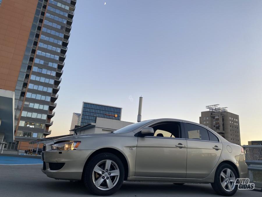 Mitsubishi Lancer 2008 in Vilnius, with an engine capacity of 1.50 L and mileage of 282 thousand km for 3299 €, photo 15 on AUTOMOTO.COM.LV